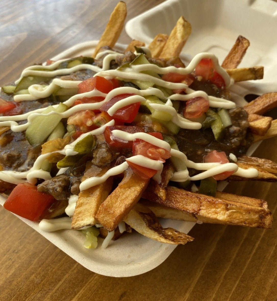 Large Cheese Burger Poutine – Timber House Resort